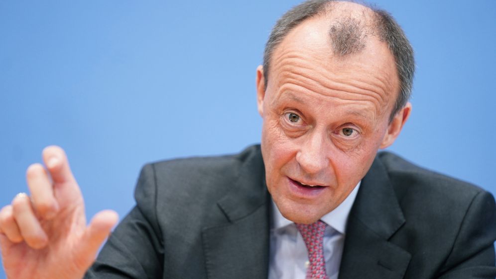 Offener Kampf um den CDU-Vorsitz Offener Kampf um den CDU-Vorsitz